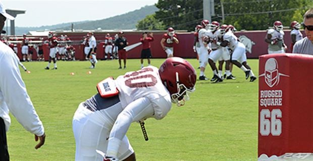 Arkansas' Thursday Practice Notebook: Bell making move at OLB