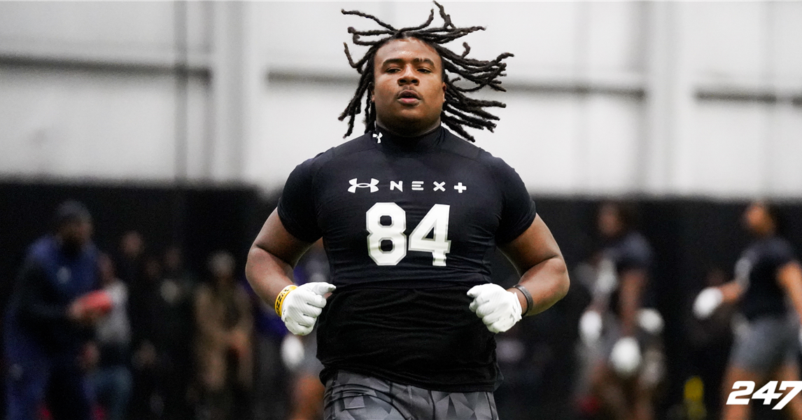 Class of 2025 DL Caleb Bell commits to Arkansas