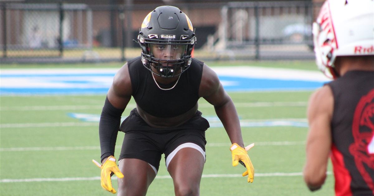 2024 safety Reggie Powers holds eight offers