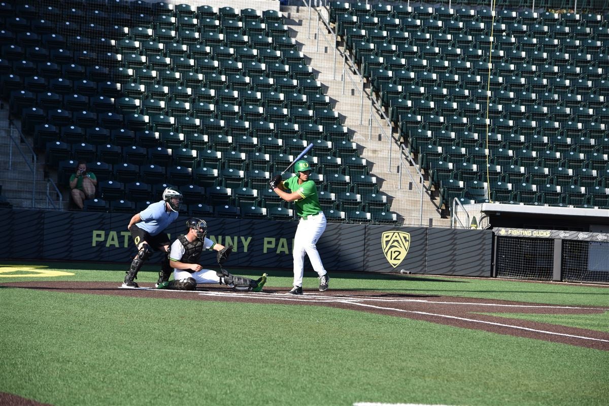 Photos from the first fall scrimmage for Oregon baseball