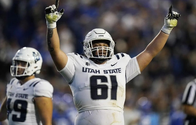 BYU adds Utah State transfer Weylin Lapuaho to the offensive line room
