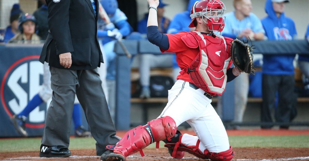 Dunhurst to join elite company as true freshman starting catcher