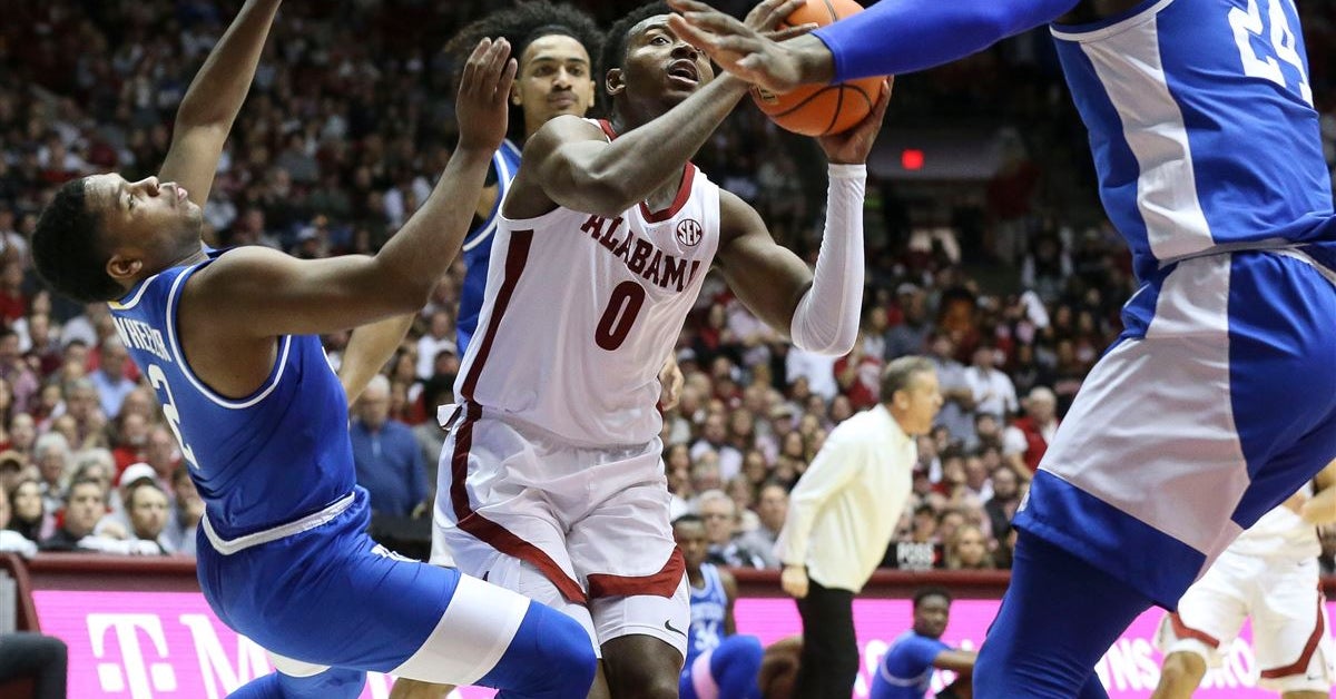 Kentucky steamrolled by No. 7 Alabama