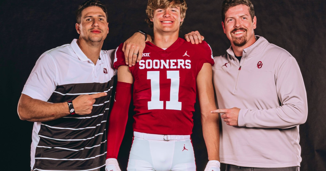 Four-star EDGE Colton Vasek spurns hometown Longhorns, pledges to arch ...