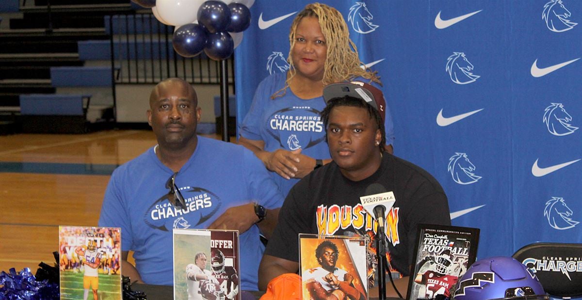 Everything Mike Elko said after first day of Early Signing Period