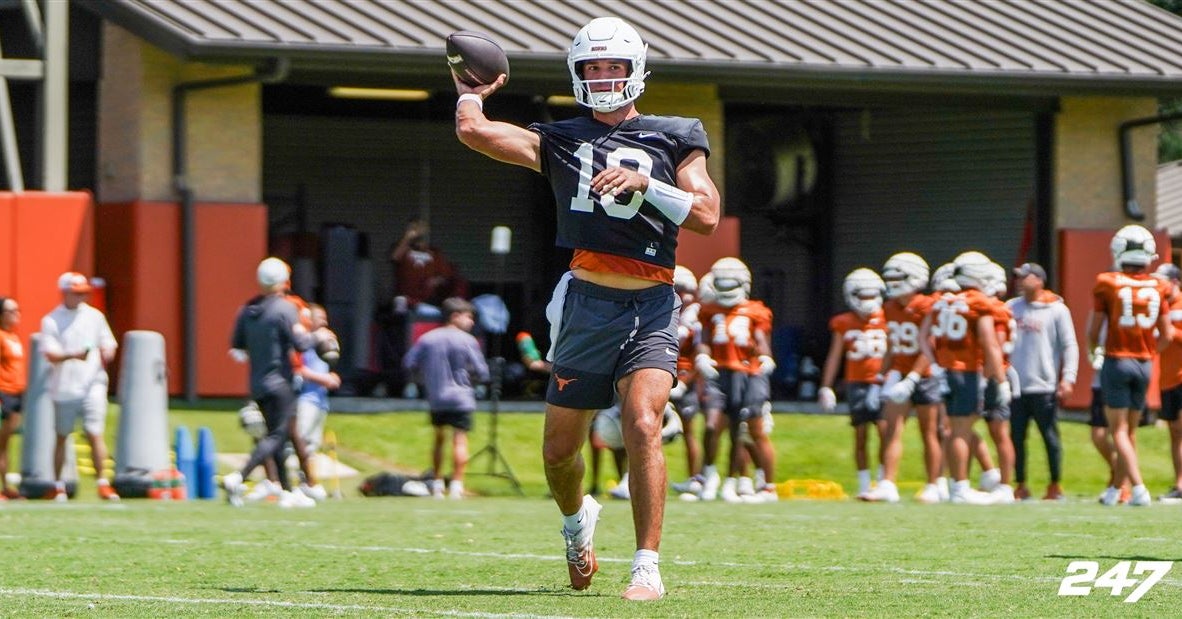 Five Texas football players who helped themselves during fall camp