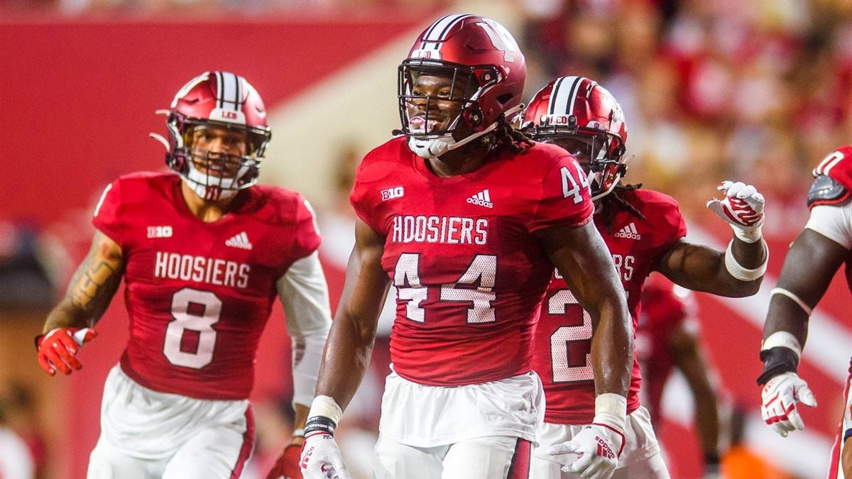 Butkus Award names Aaron Casey to preseason watch list