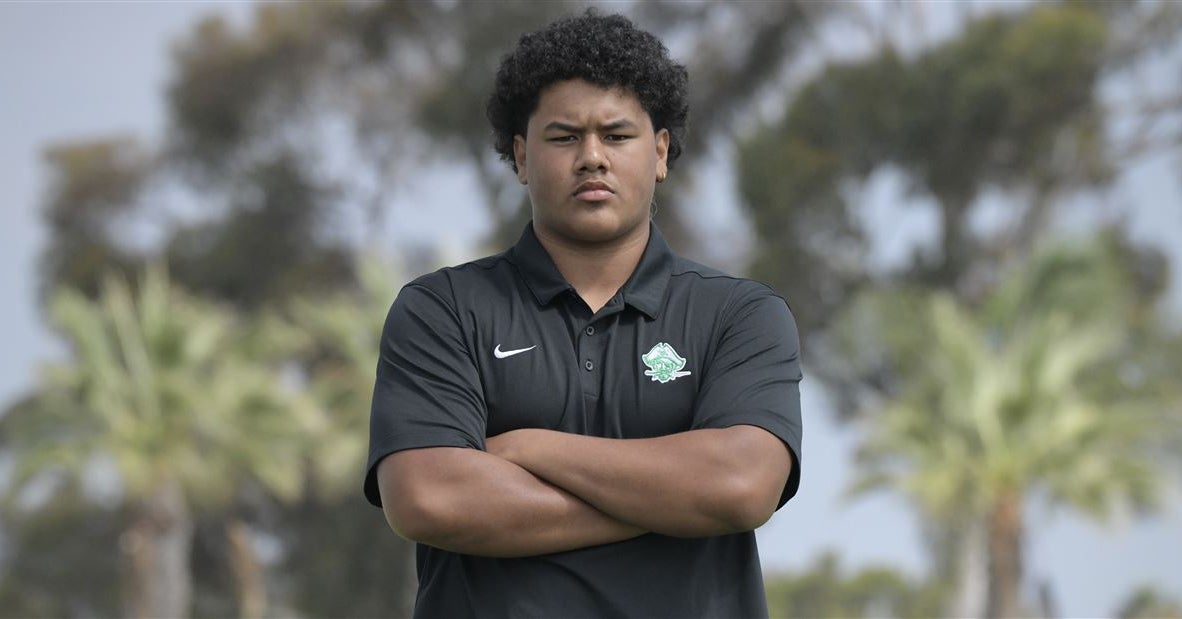 Michigan State visit leaves a huge impression on 2027 Oceanside (CA) OL ...
