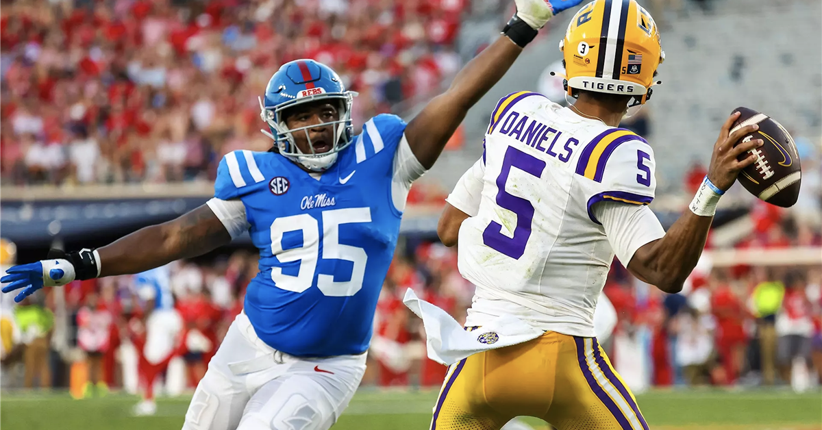 Akelo Stone graded as one of SEC's better 'returning' defensive tackles