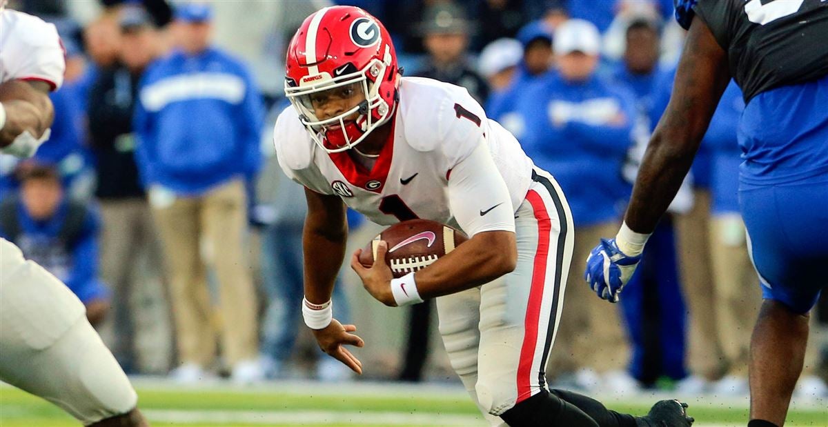 Justin Fields out at Georgia, transferring to Ohio State