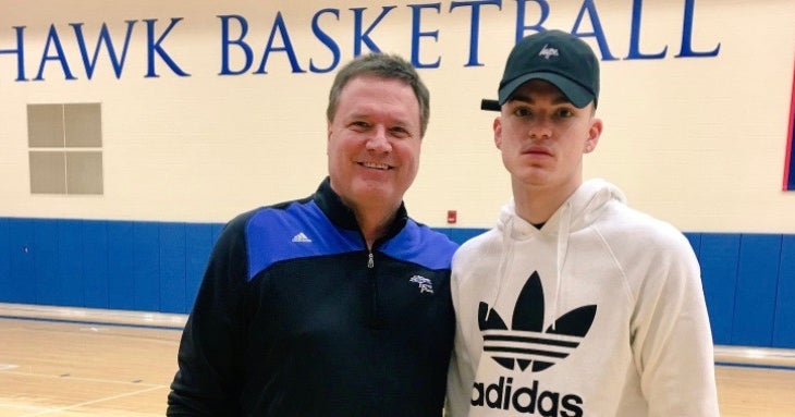 Kansas basketball lands guard Elijah Elliott for 2018-19