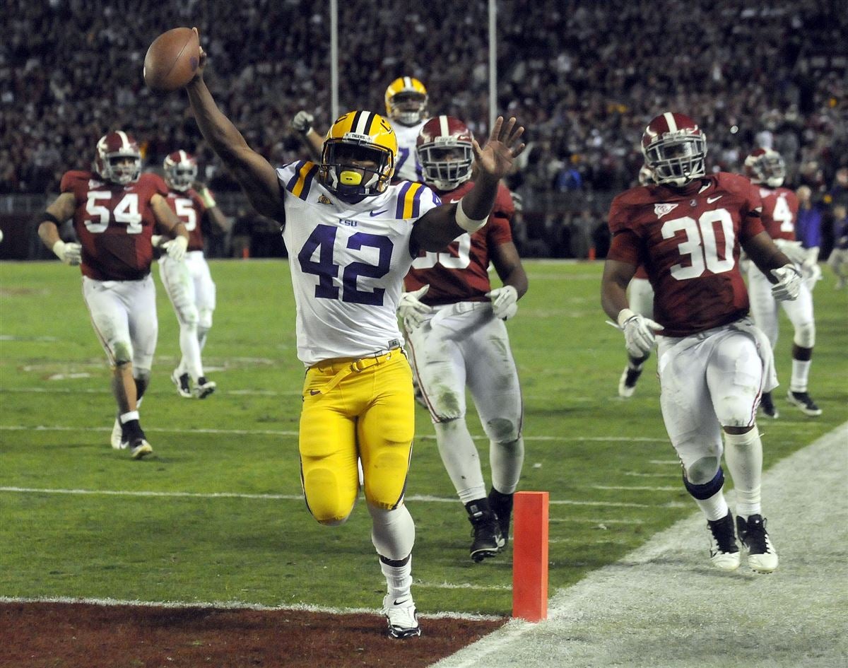 42 days to kickoff: What NFL hall of famer wore 42 while at LSU?