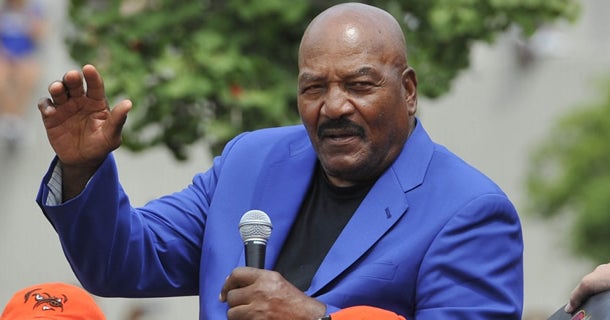 Jim Brown defends President Donald J. Trump