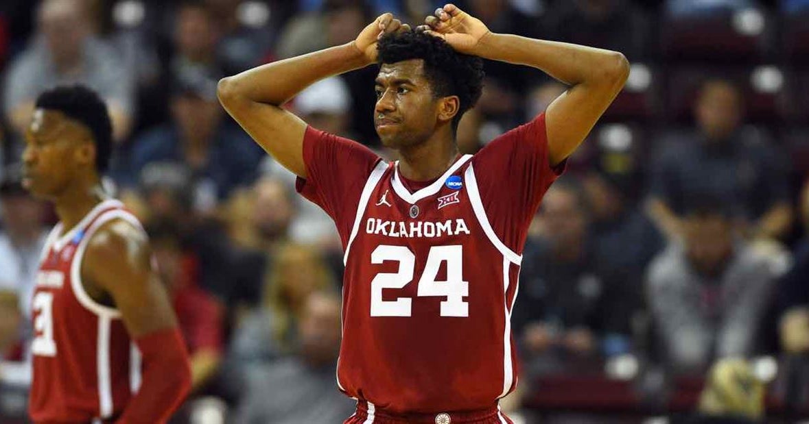 Oklahoma guard Jamal Bieniemy enters transfer portal