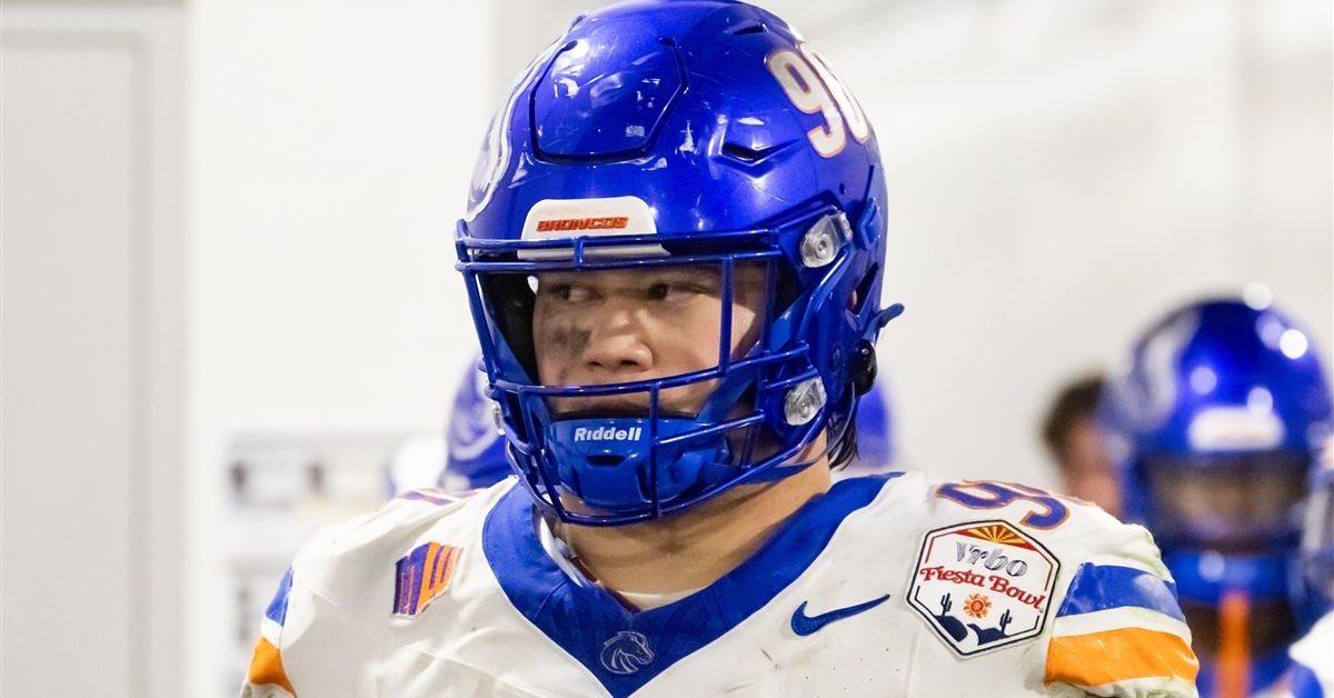 Boise State DL Braxton Fely entering transfer portal, previews search ...