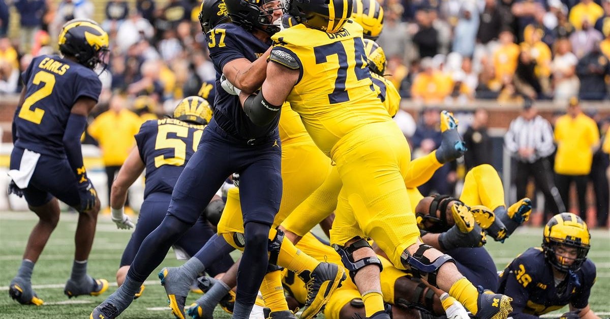 Tracking Michigan football's jersey number changes, notable weight ...