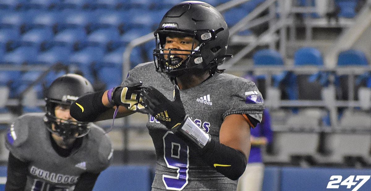 Fall Weekend Report: LB Michael Montgomery