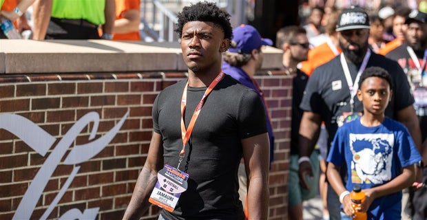LOOK: Ron Bellamy extends offers to several of the nation's top wide ...