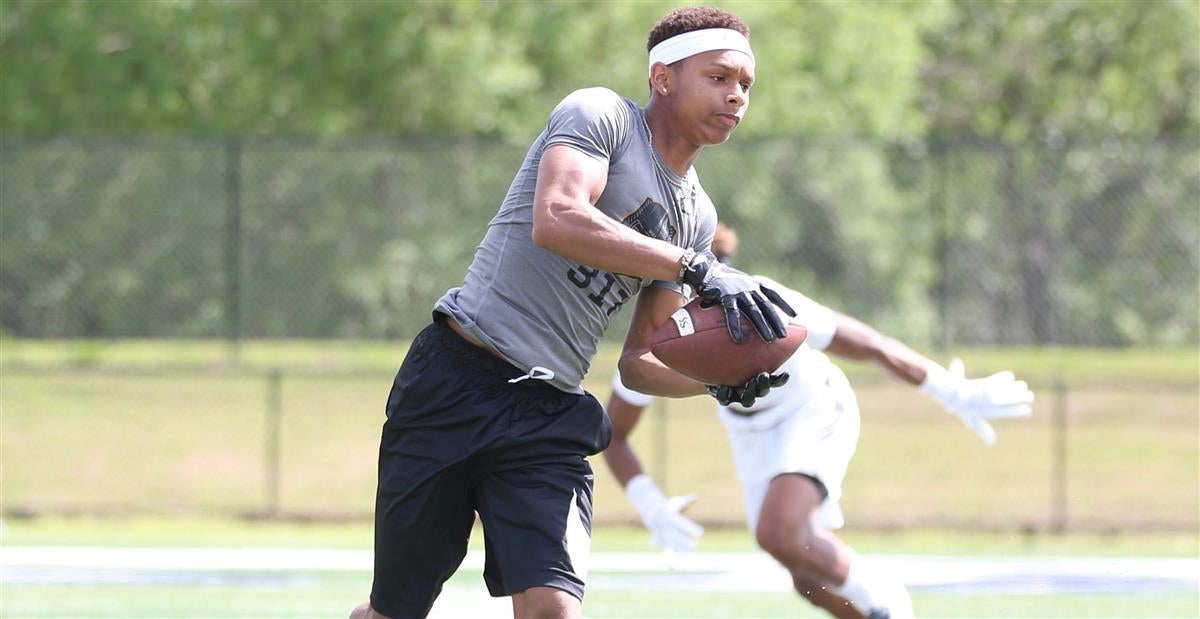 Xavier Bell Profile Photos