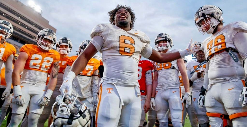Orange tops White in Tennessee spring game