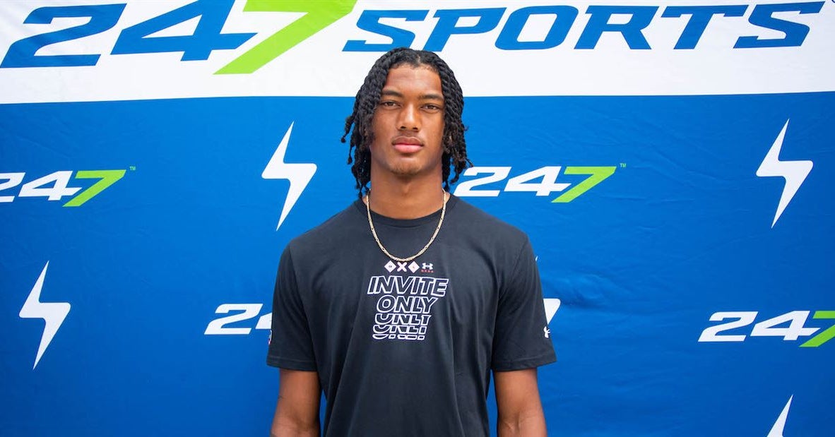 LIVE updates from check-in: 2024 UA Next Future 50