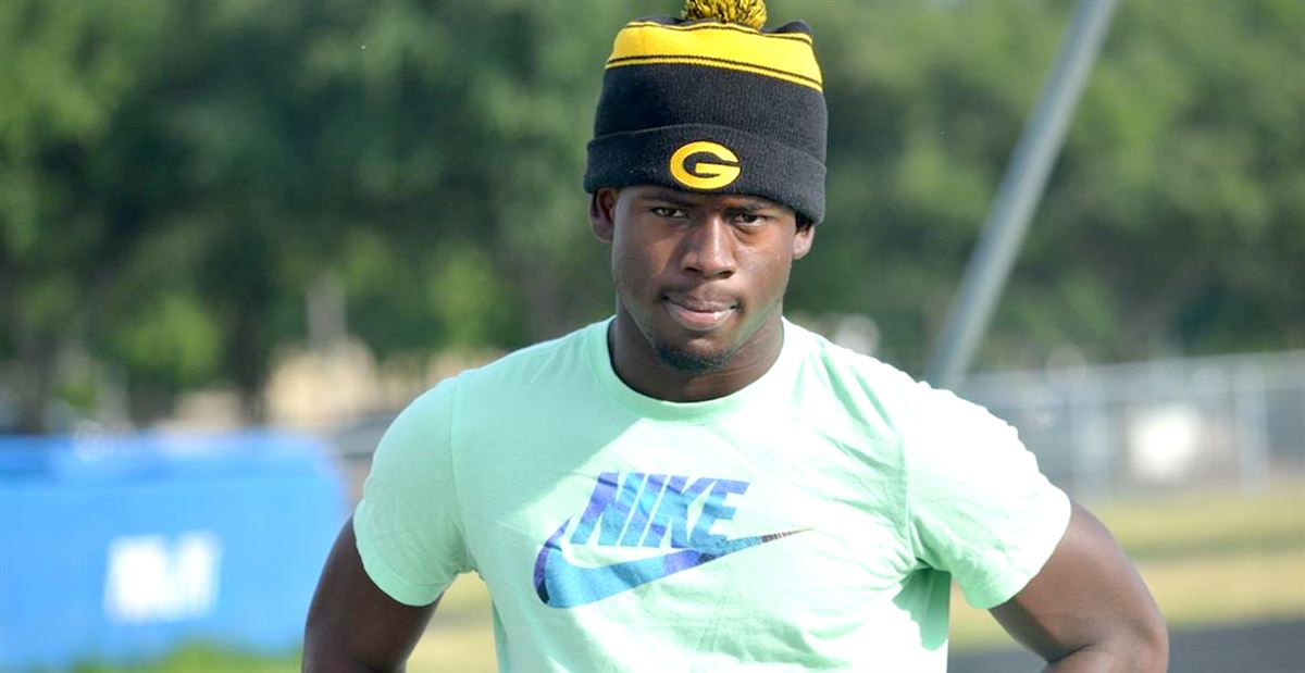 Top-100 S Chace Biddle connecting early on with A&M assistant