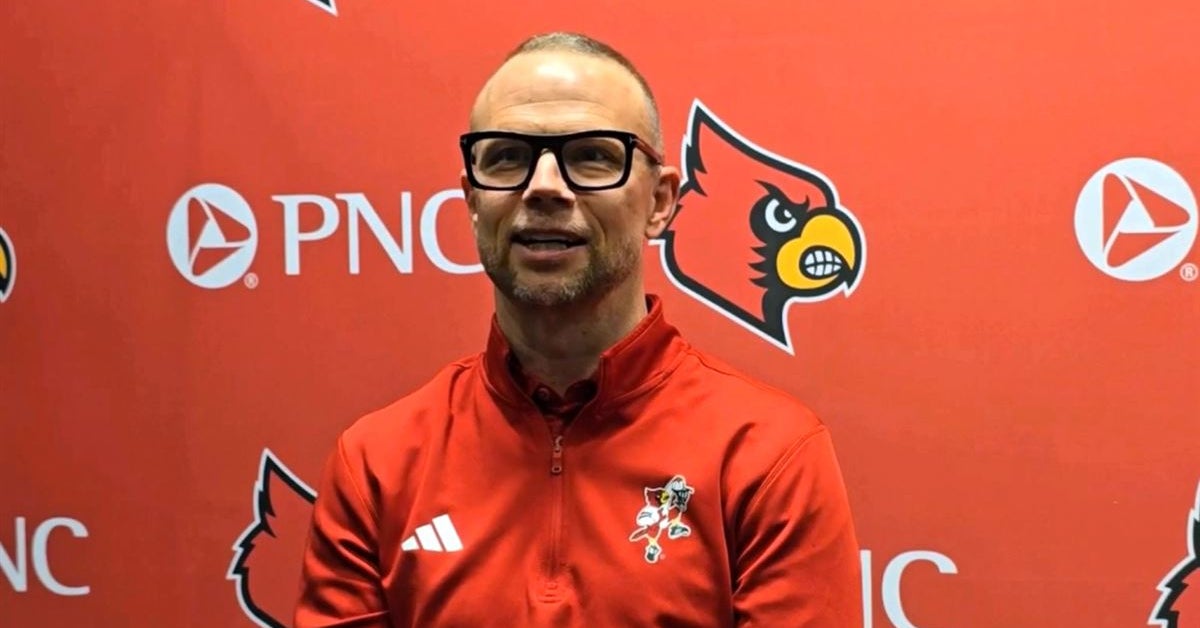 Watch: Pat Kelsey welcomes high expectations, provides insight on players