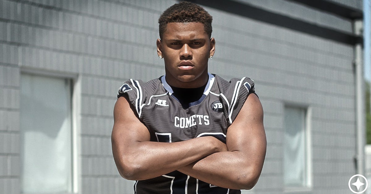 Signed: Malik Robinson