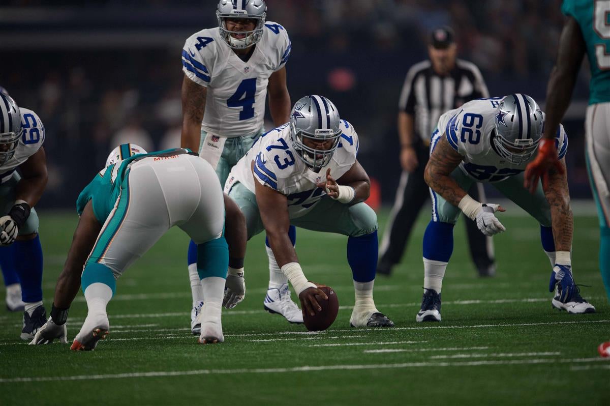 Cowboys re-sign OL Joe Looney to the team