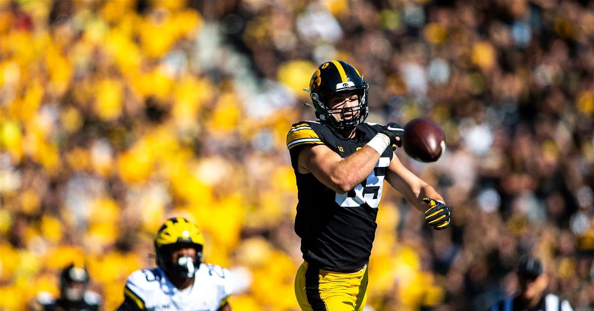 Iowa Football: Luke Lachey's emergence could help give Hawkeye offense ...