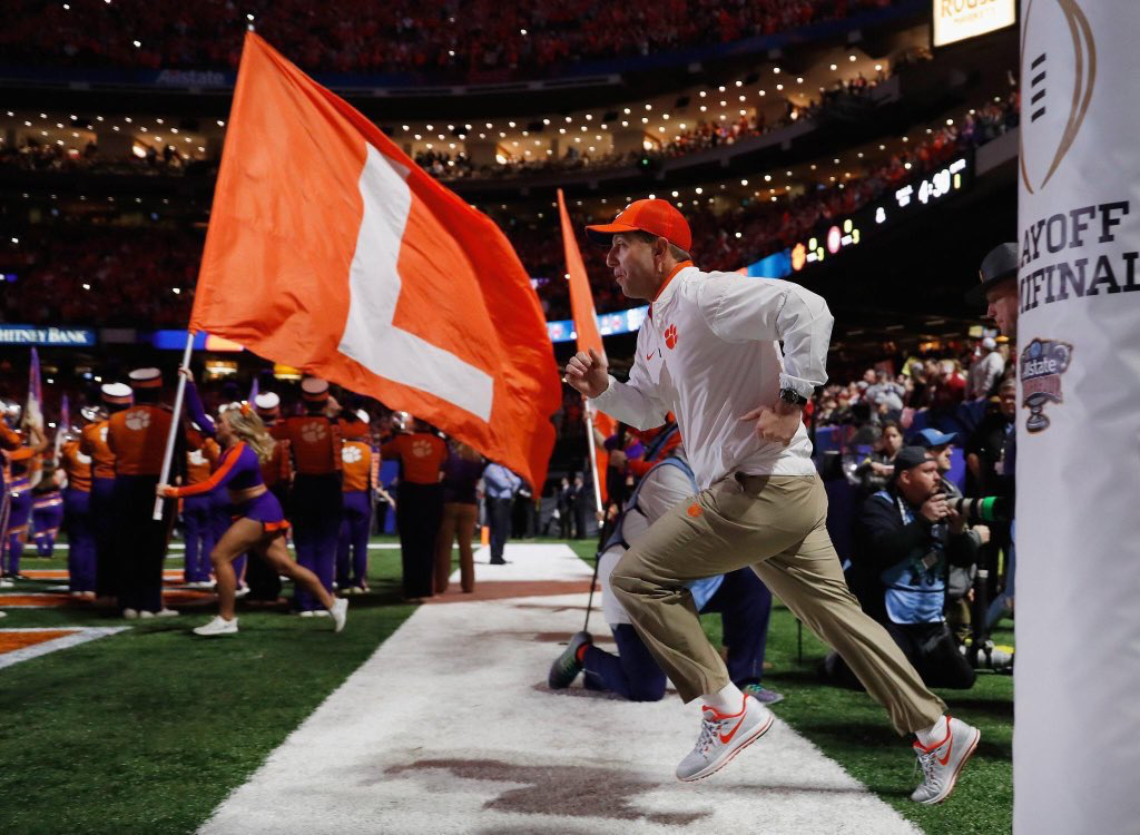 Live look in at Dabo in Miami