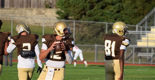 Noah Sanders, Apple Valley, Pro-Style Quarterback