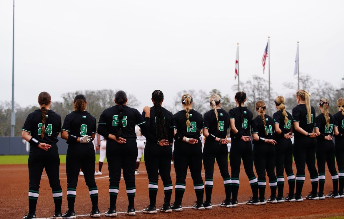 North Texas Softball Splits Opening Day Games at Trojan Classic