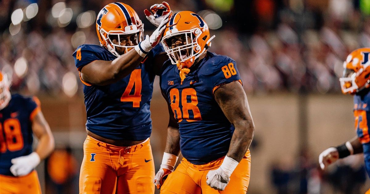 Illini DLs Johnny Newton, Keith Randolph plan to enter 2024 NFL Draft