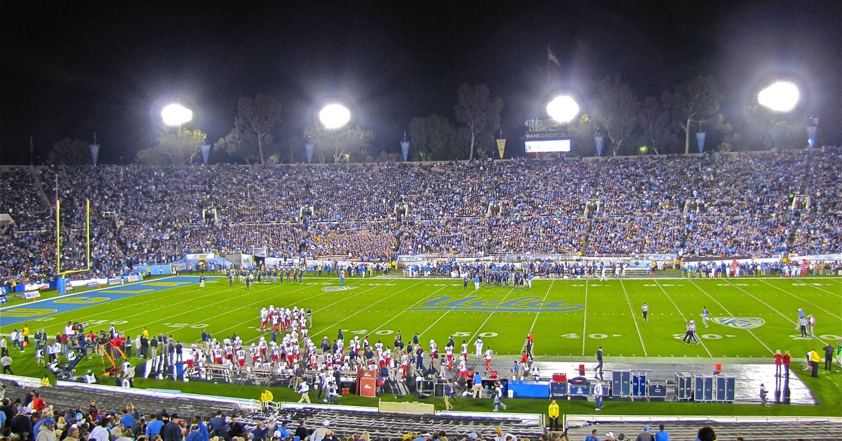 Pac-12 Football Stadium Experience Rankings