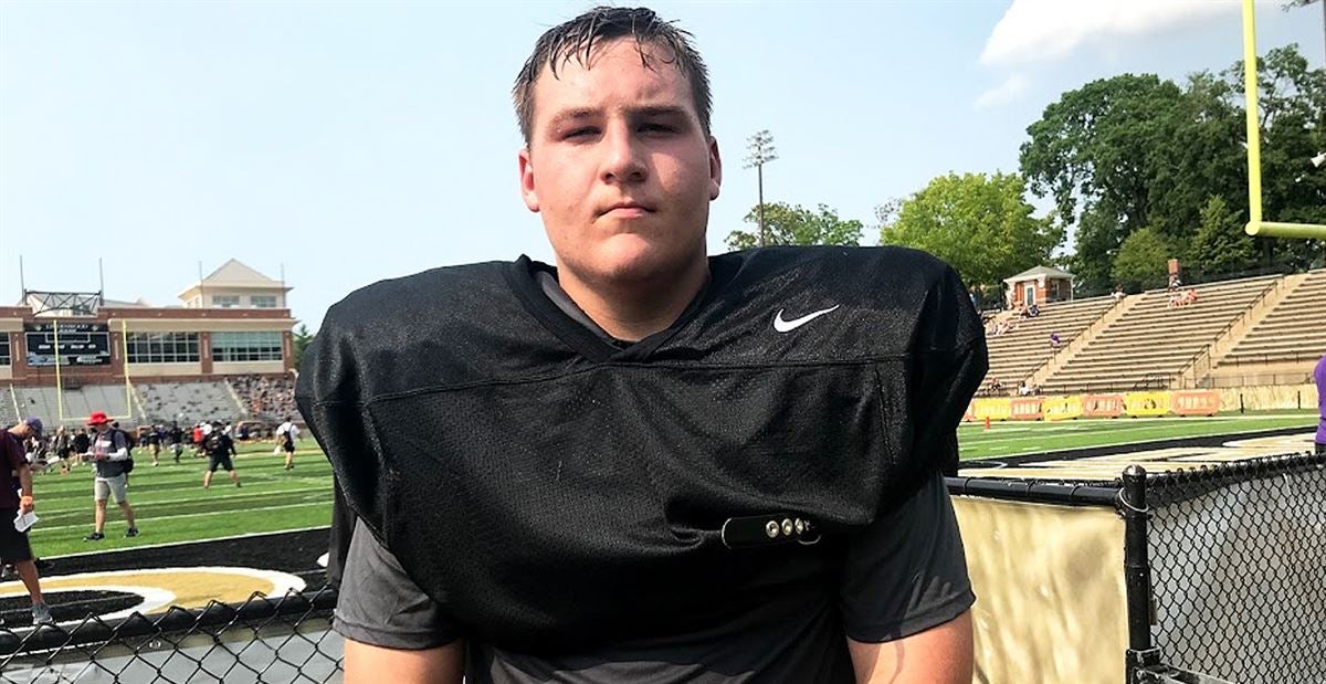 Analysis: Iowa gets mauler with intangibles in Beau Stephens