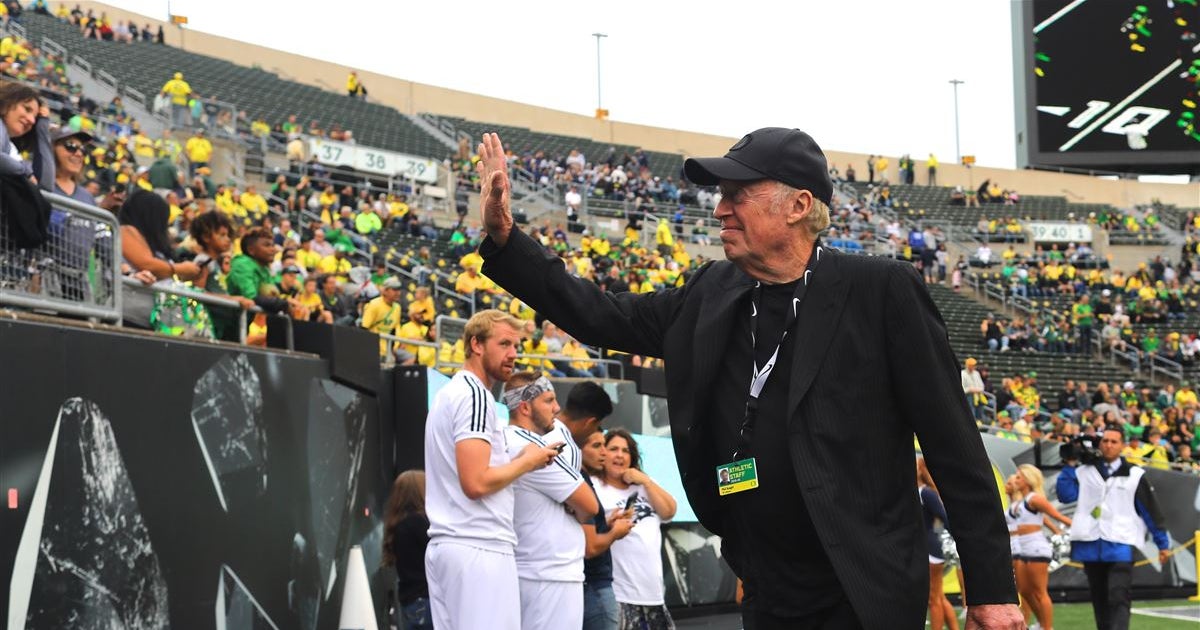 Oregon football: Nike founder Phil Knight 'working hard' on path ...