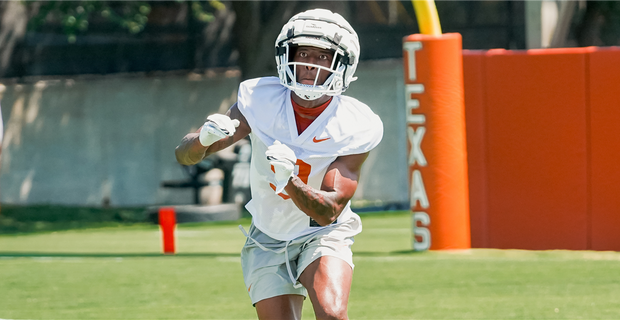 Two Days to Spring Football: Texas Position Inventory continues with ...