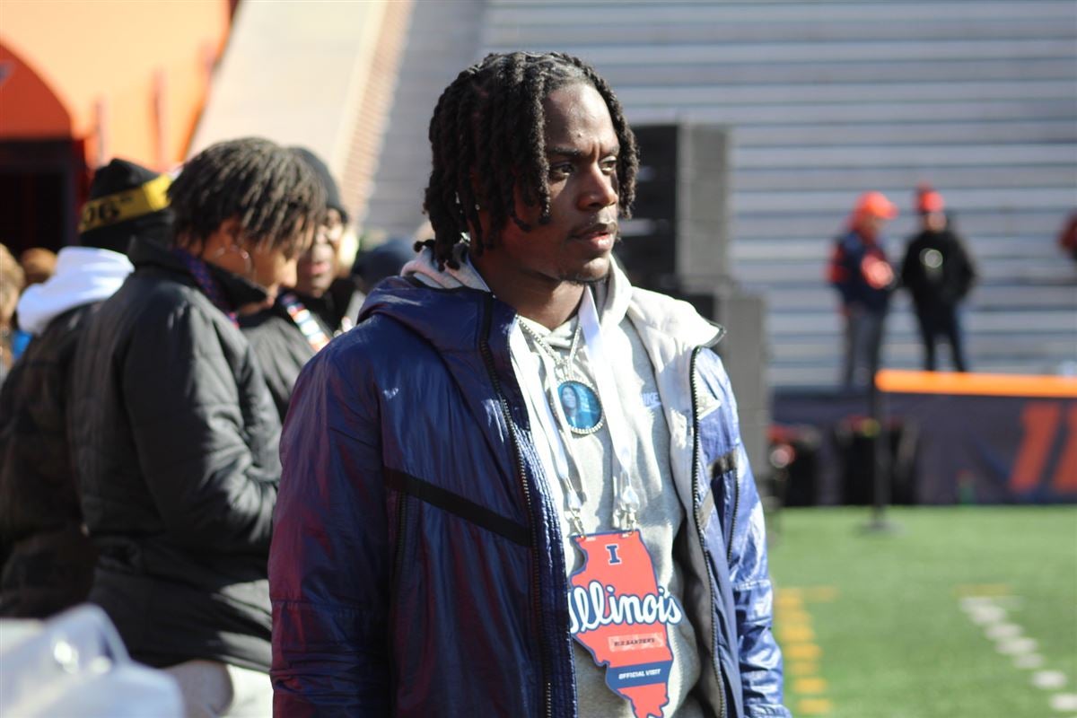 Three-star JUCO WR Mario Sanders recaps Illini official visit. 'They ...