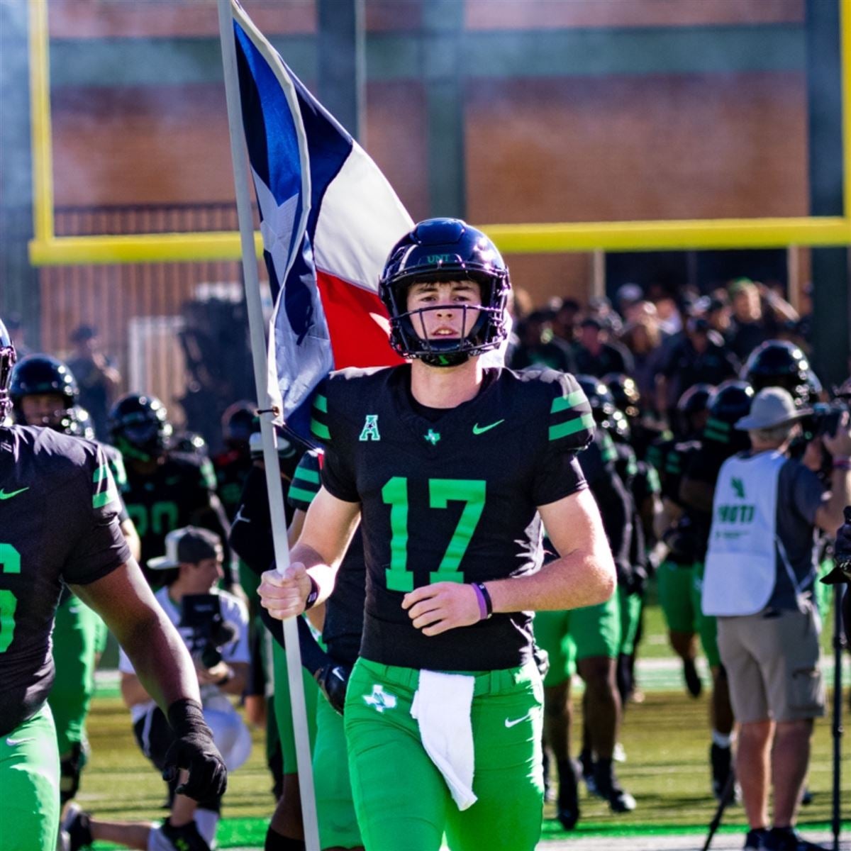 Eric Morris Addresses NIL, Transfer Portal and Adapting to College ...