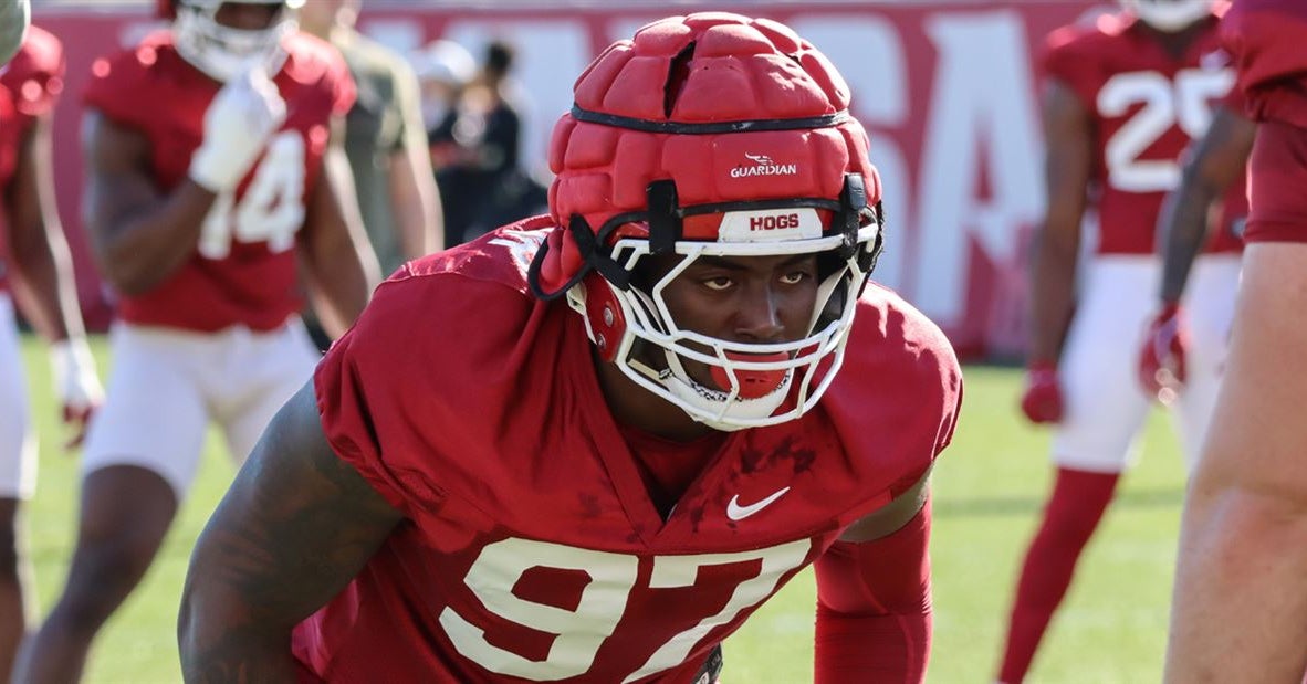 Arkansas needs Quincy Rhodes to be anchor on defensive line