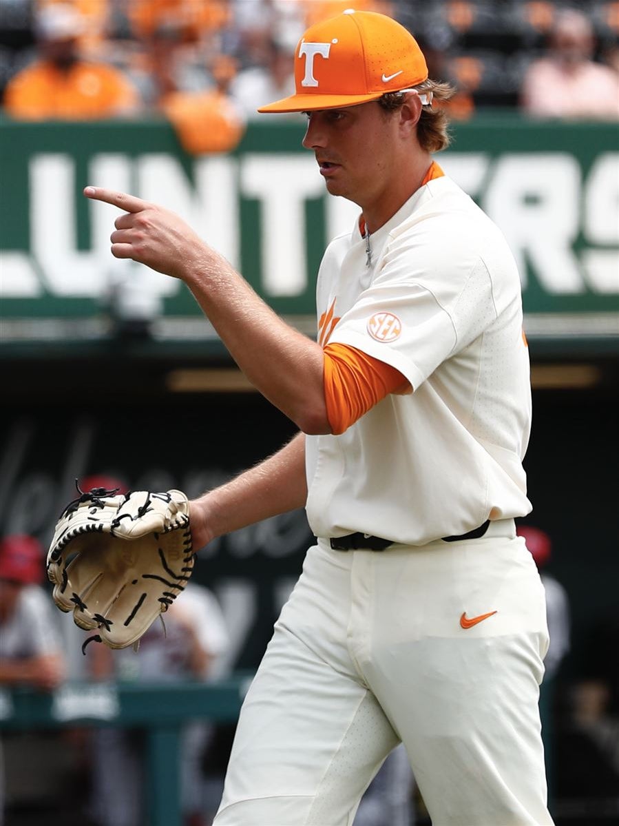 Rucker: Vols baseball making remarkable look routine. It's not routine ...