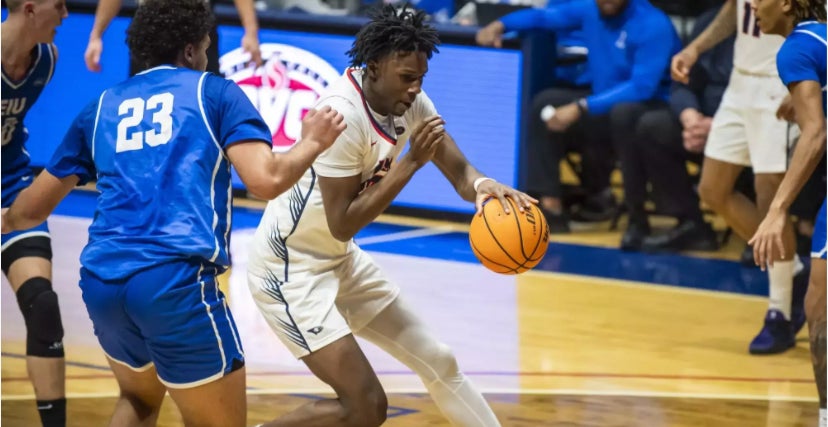 COMMITMENT: Oregon State lands Southern Indiana F Stephen Olowoniyi