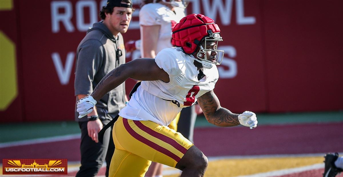 Lincoln Riley says Raesjon Davis, USC linebackers on the rise
