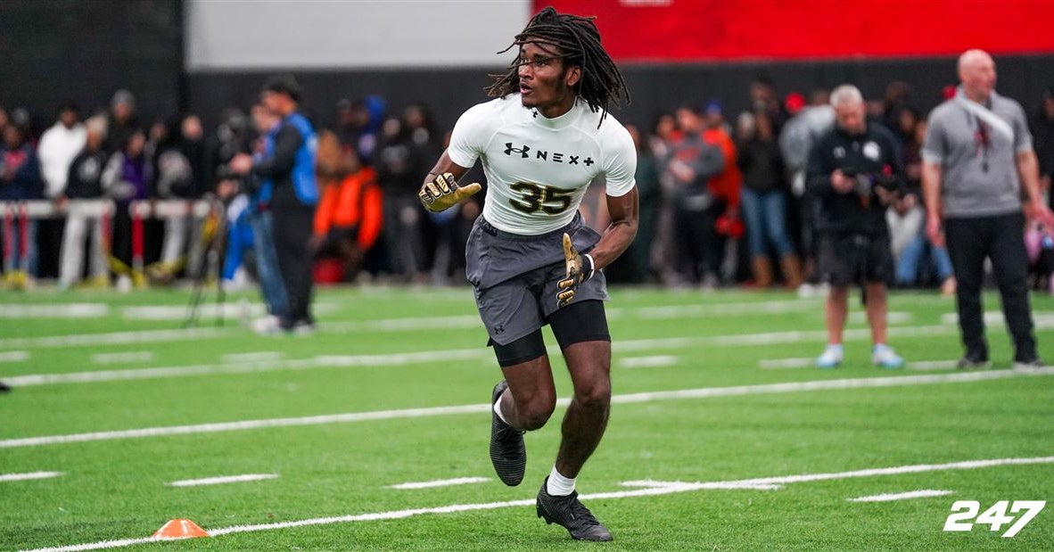 Top247 WR Zion Robinson keeping open mind amid pursuit from several ...