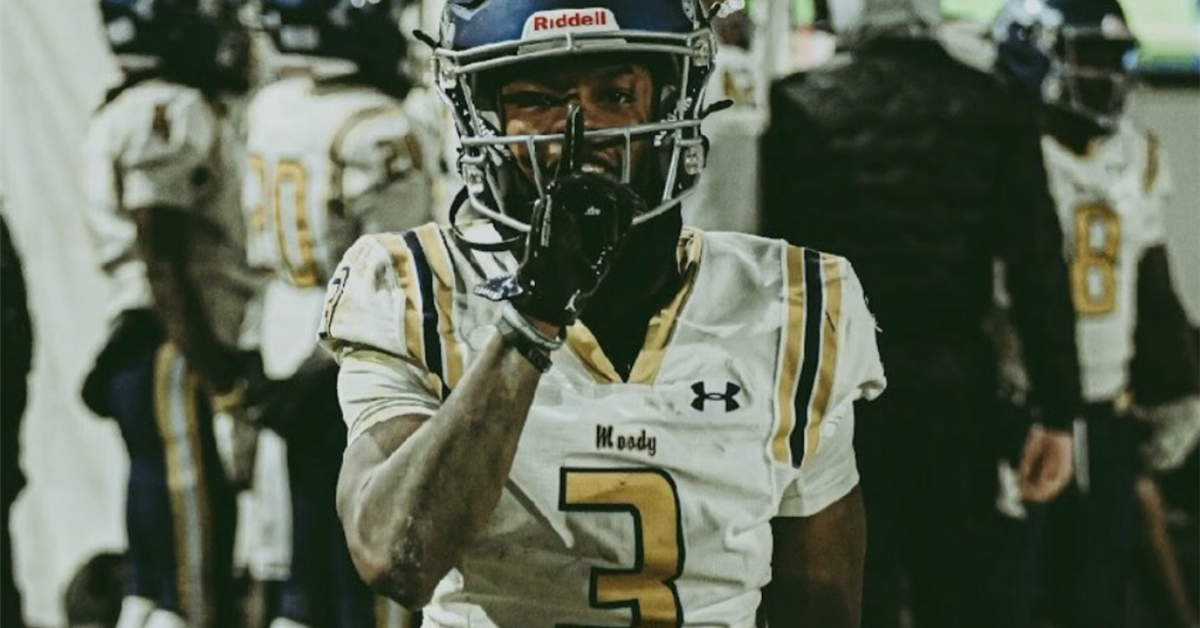 COMMITMENT: Alabama adds speedy Moody (Ala.) receiver Aubrey Walker to ...