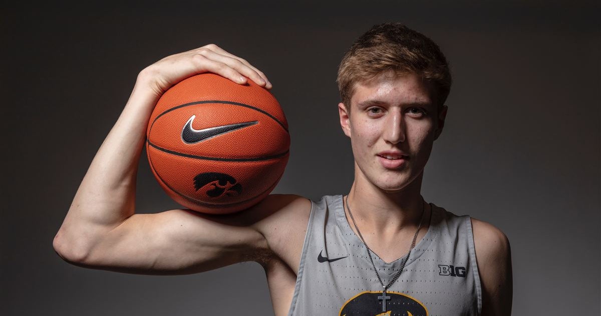 Four-star forward Treyton Thompson commits to Minnesota