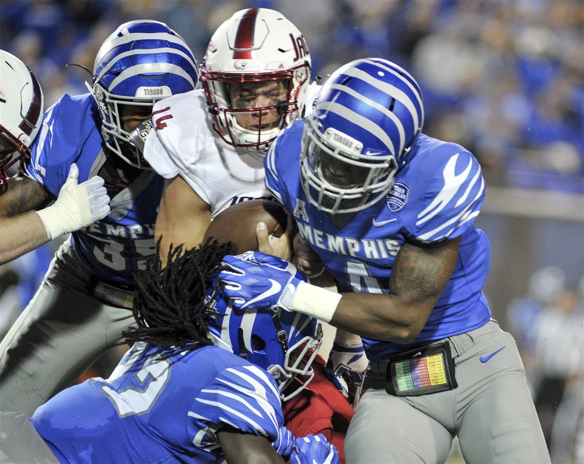 La'Andre Thomas excited to be back, Josh Perry switching to OLB