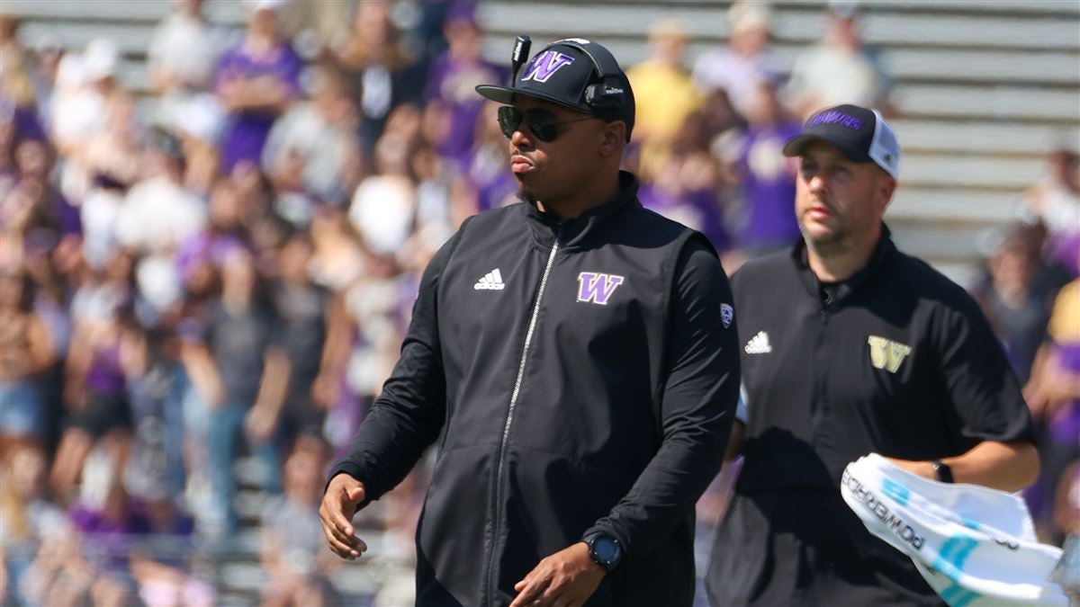 "This is what you come here for." Julius Brown knows how Husky Stadium ...