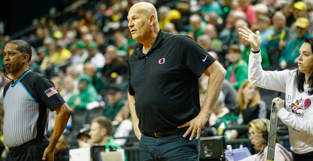 Kelly Graves shoots down questions about job security after UCLA defeat